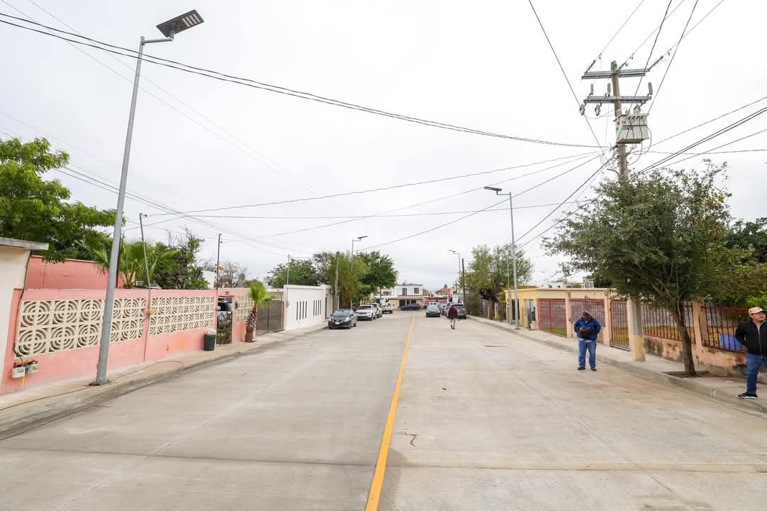 Inauguran pavimentación en Las Cumbres - Elefante Blanco